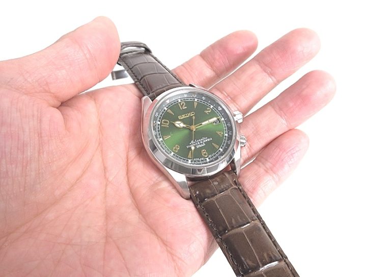 SEIKO『SARB017』をメタルブレスに交換したら世界が変わった！アルピニストの魅力やタイコノート情報など